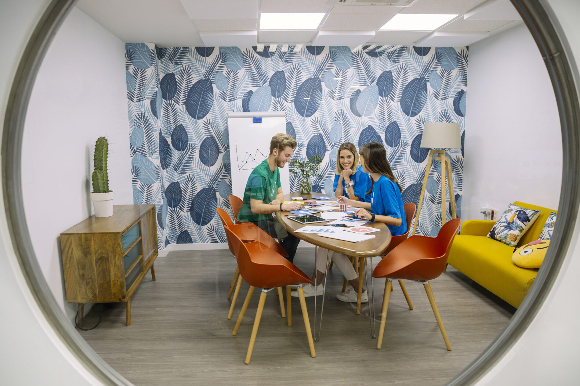 Modern Corporate Office Interior Design Trends for a Productive Workspace